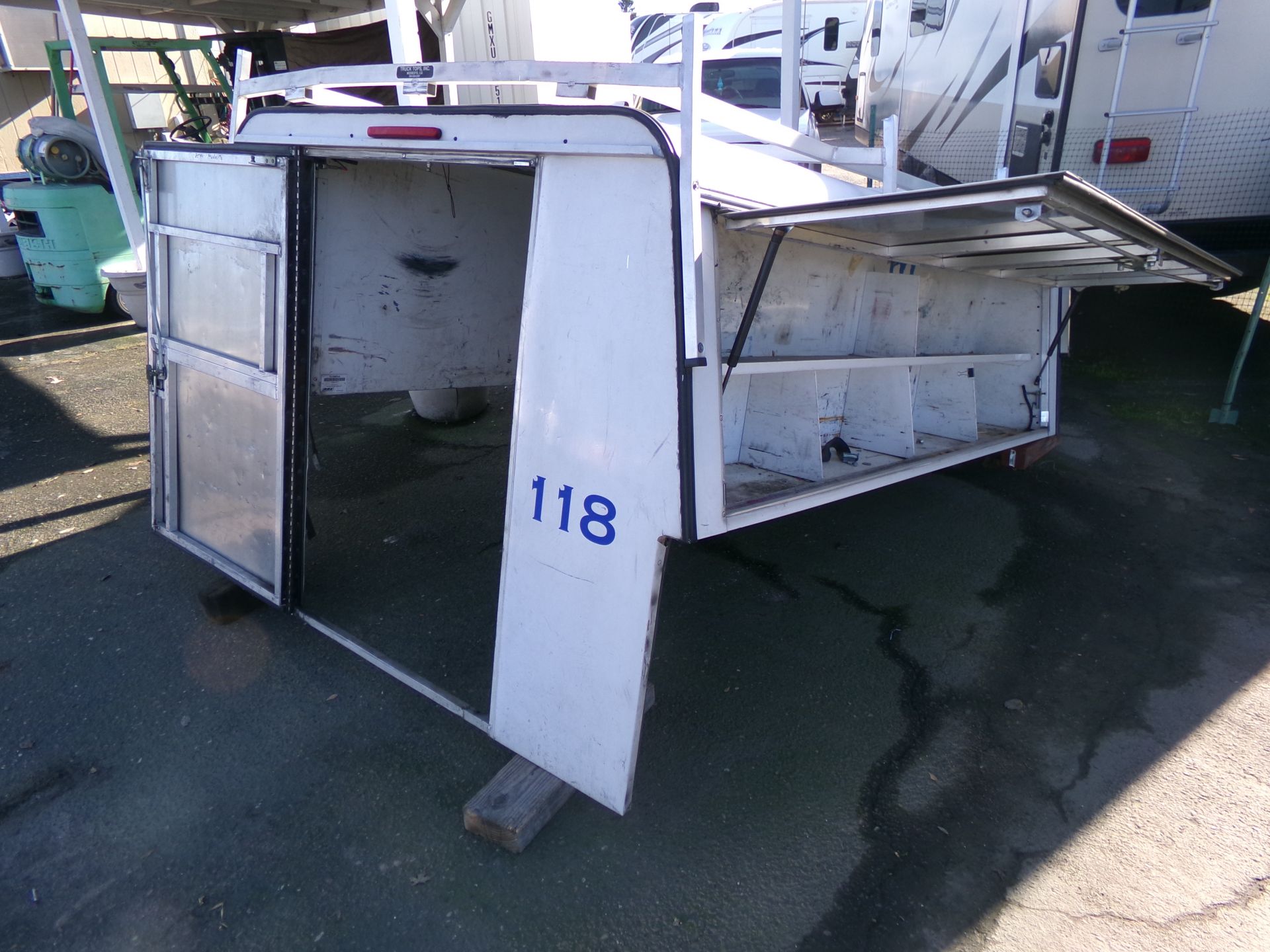 Commercial equipment for sale: ARE Truck utility shell in Lodi Stockton ...