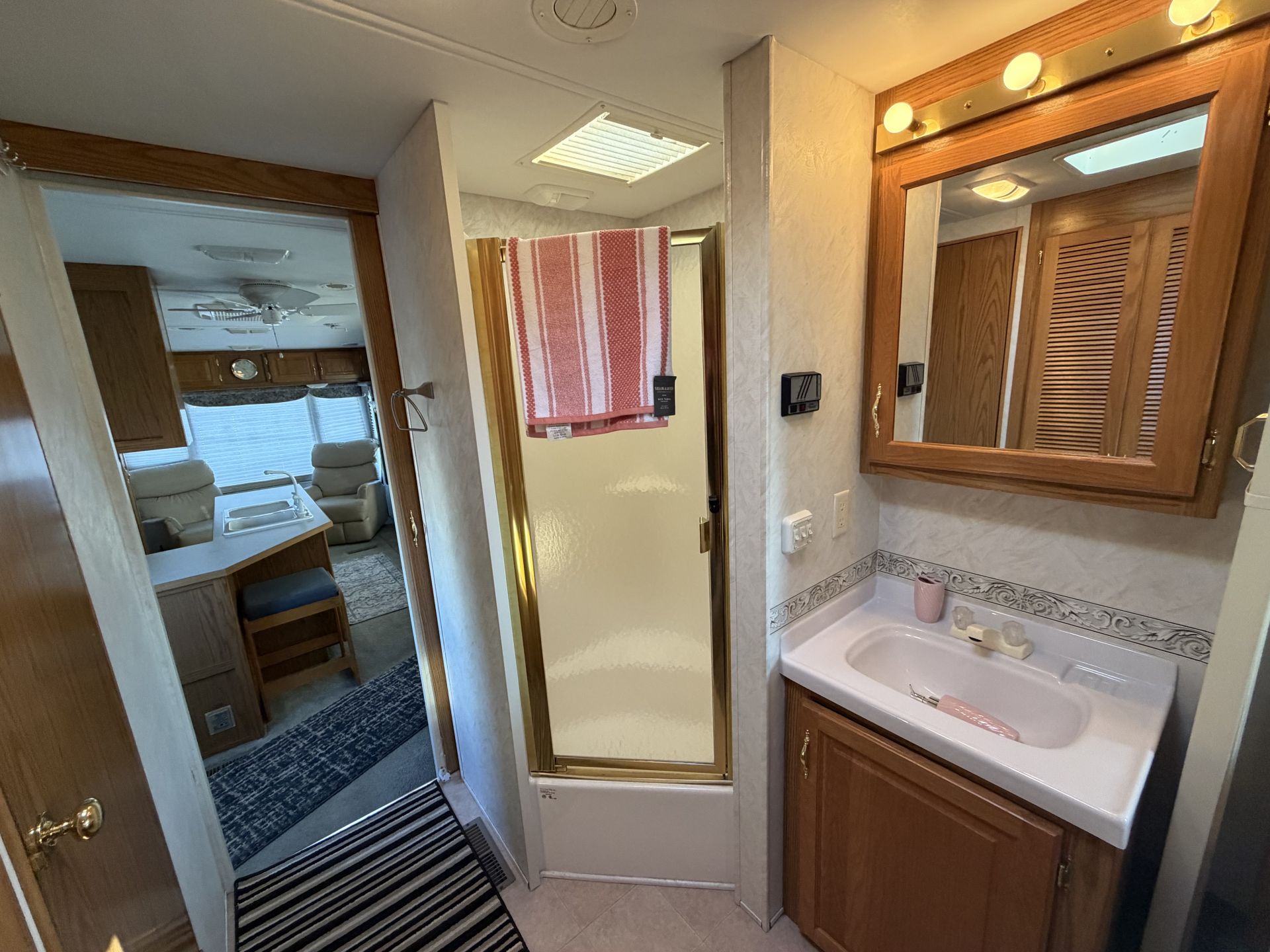 RV for sale: 2002 Carriage Cameo 5th Wheel Trailer 32' in Lodi Stockton ...