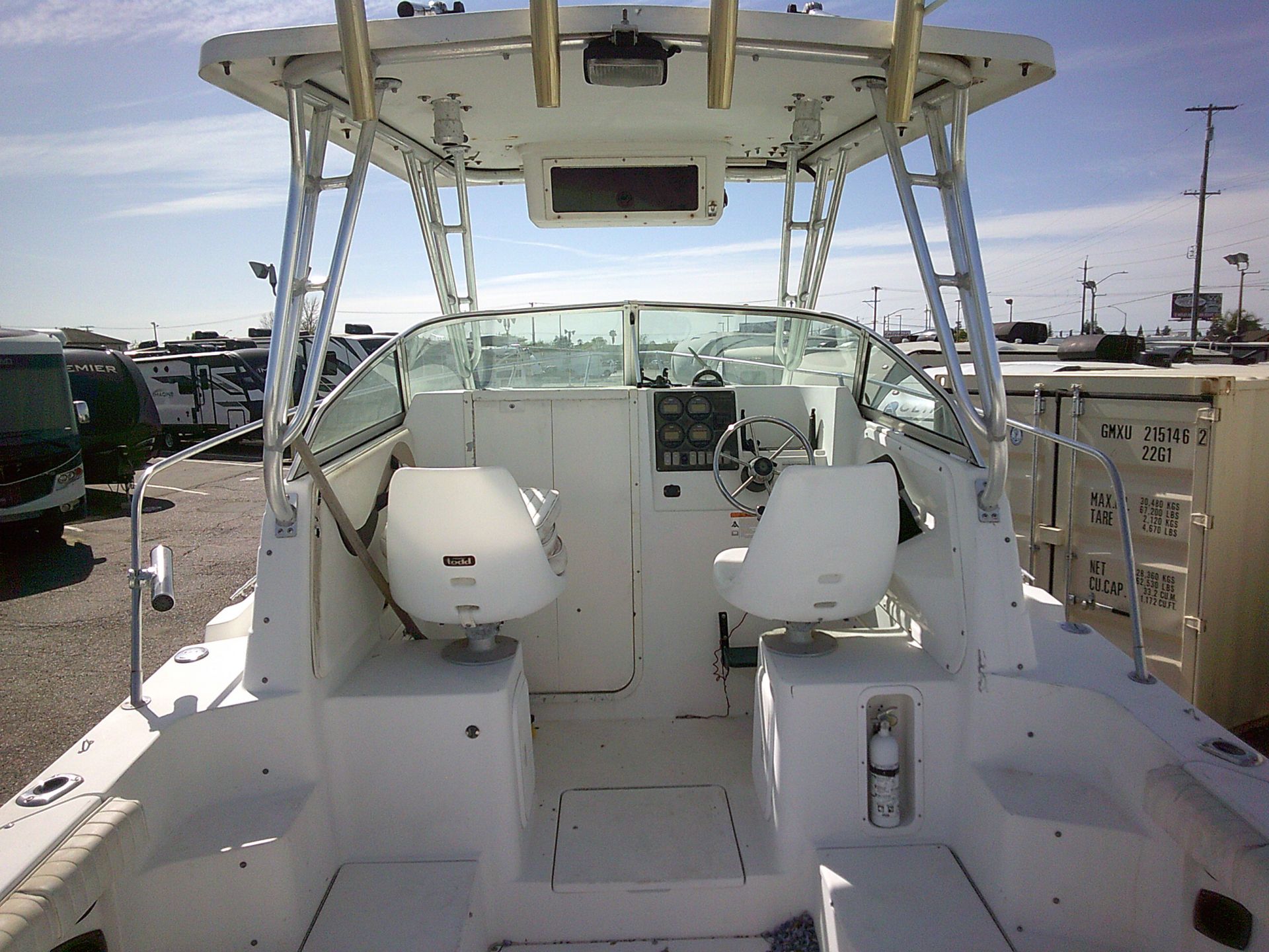 Boat for sale: 2003 Seaswirl Striper 2601 Cuddy Cabin Fishing Boat 25 ...