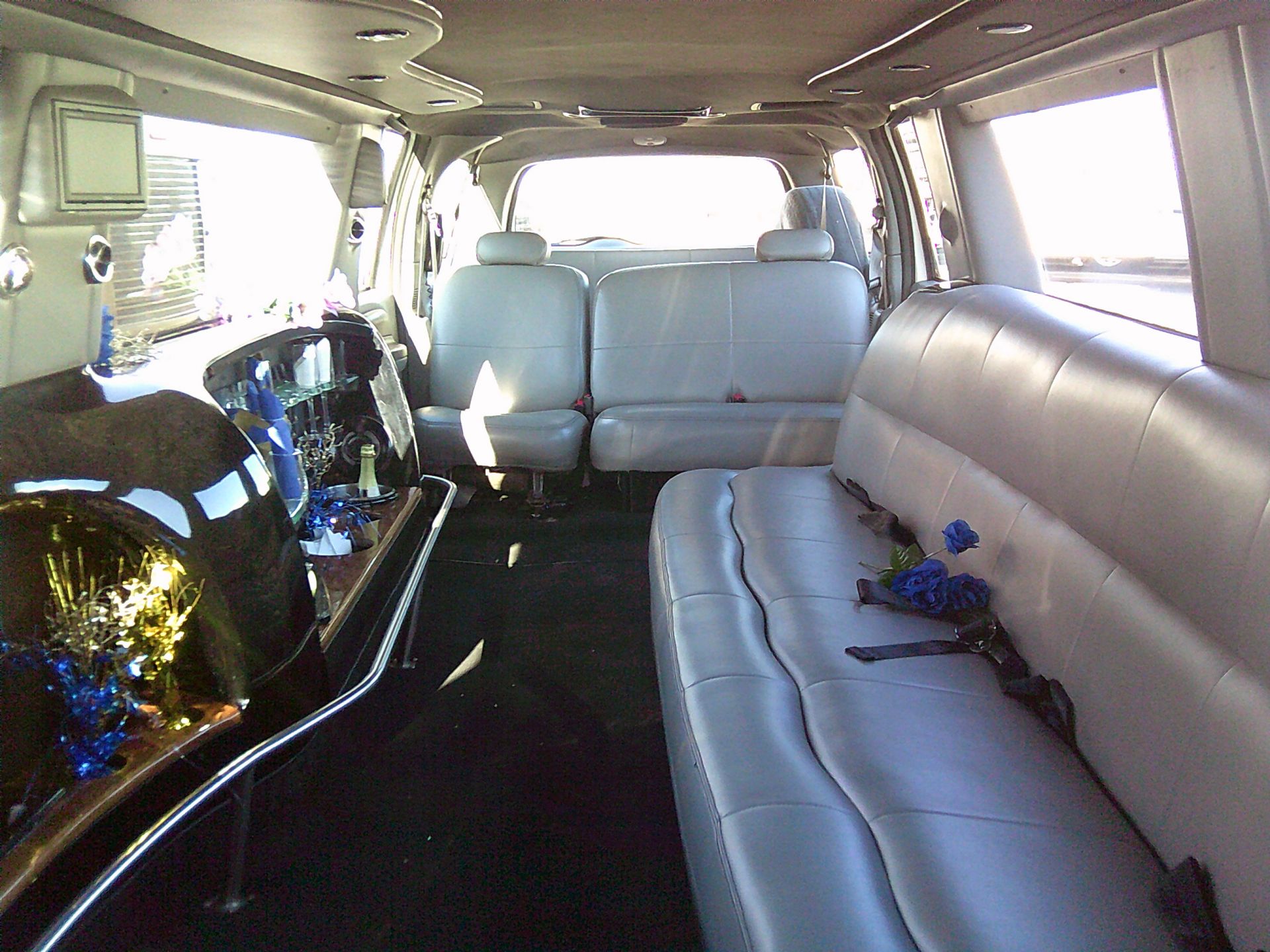 Commercial equipment for sale: 2005 Ford Excursion Krystal XLT 20 ...