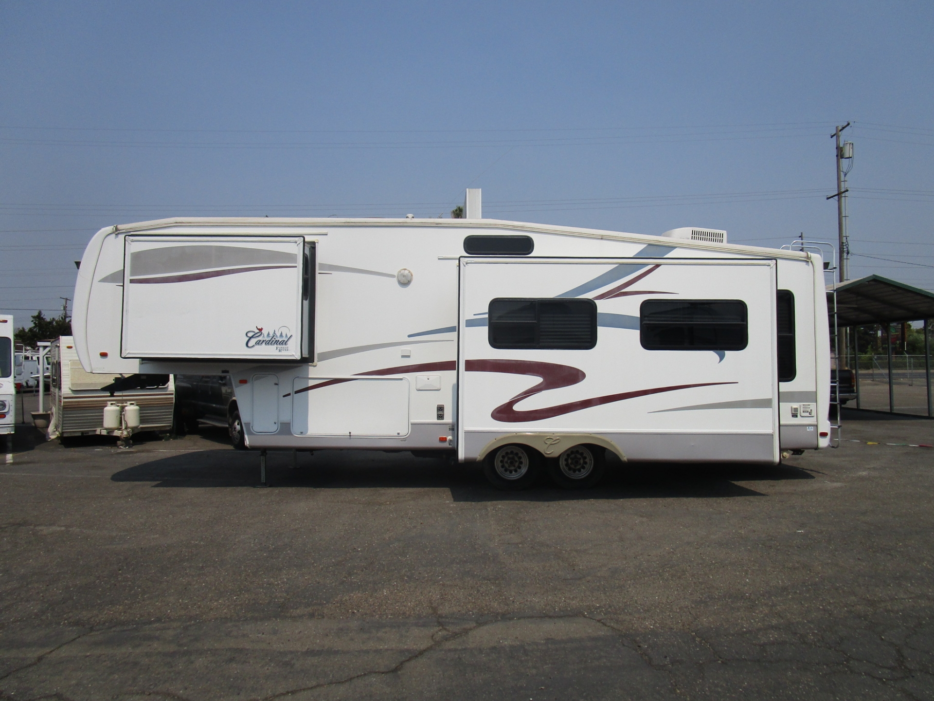 RV for sale: 2005 Forest River Cardinal 30TS 5th Wheel 32' in Lodi ...
