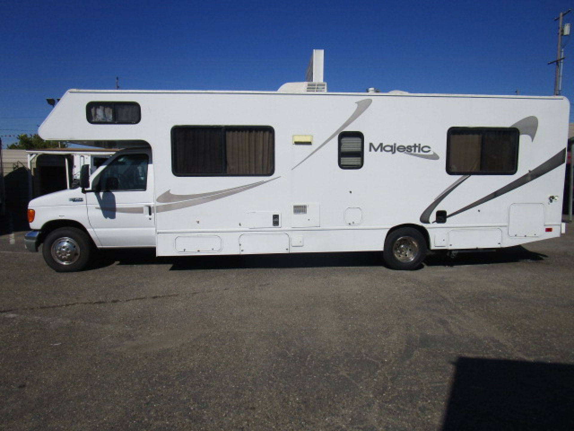 RV for sale: 2000 Four Winds 31S Class C Motorhome 31' in Lodi Stockton ...