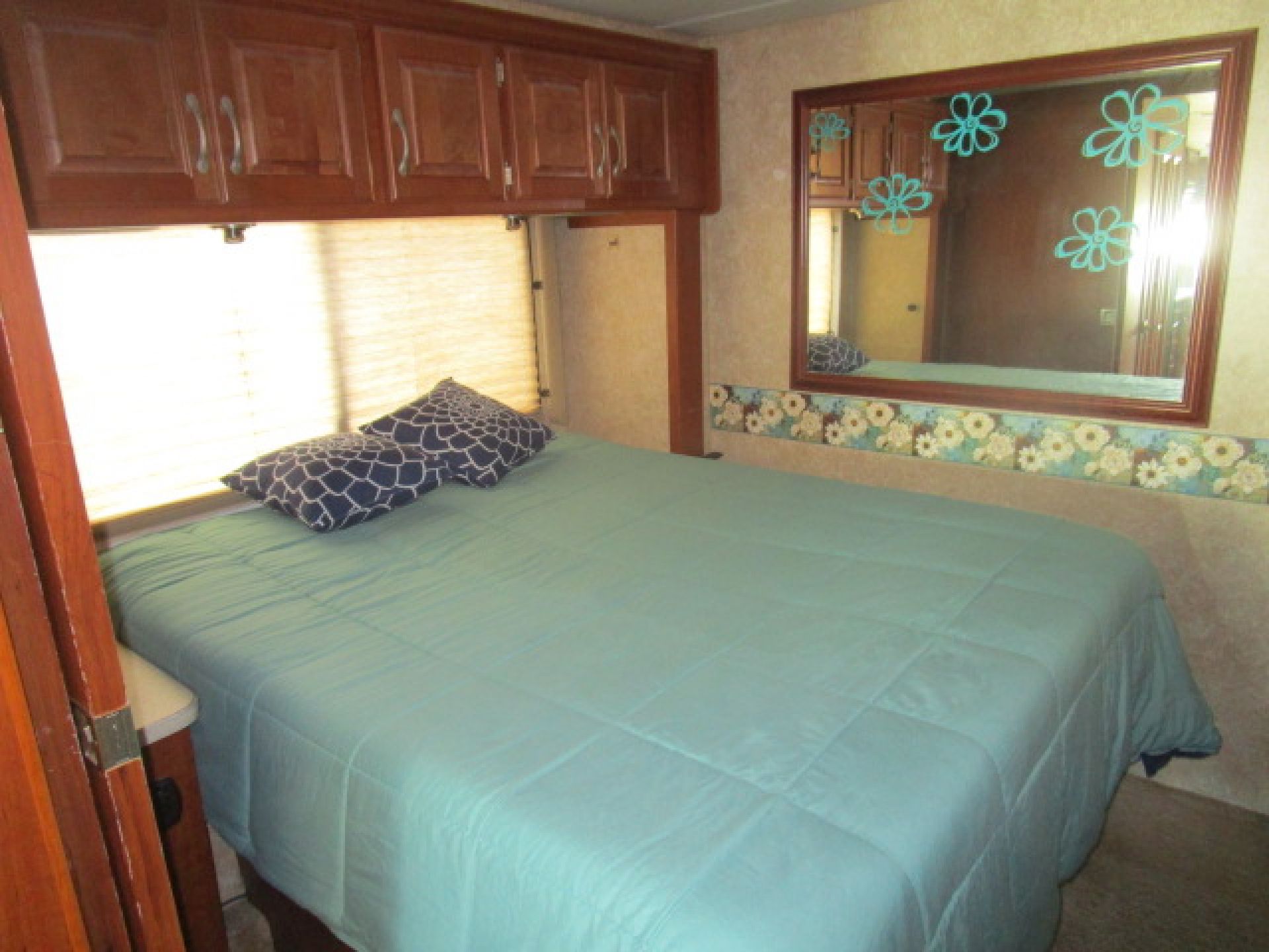 RV for sale: 2006 Four Winds Class A Hurricane motorhome 32' in Lodi ...