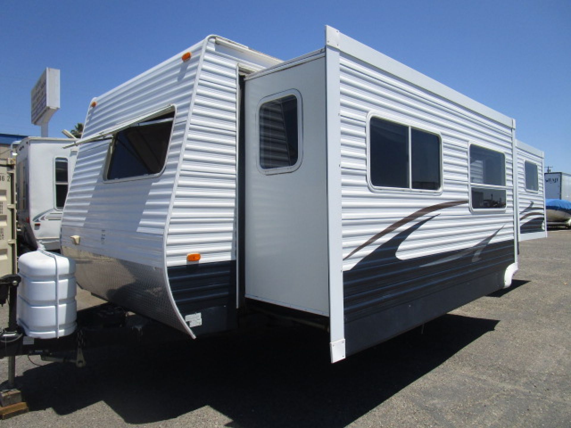 RV for sale: 2007 Keystone Hornet Travel Trailer 27' in Lodi Stockton ...