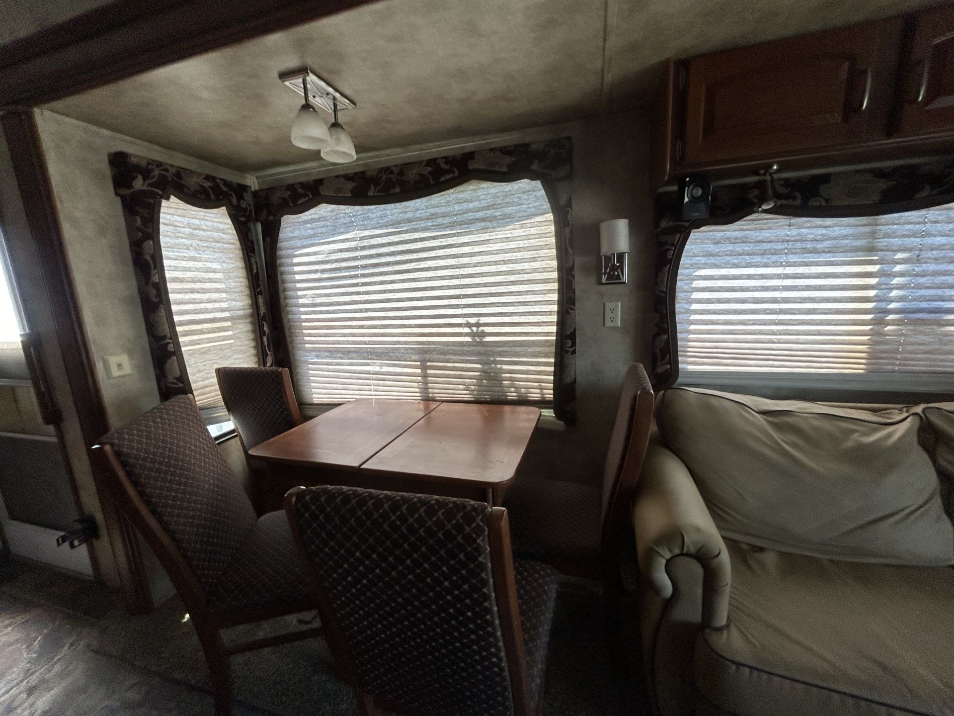 RV for sale: 2011 Keystone Alpine 3450RL 40' in Lodi Stockton CA - Lodi ...