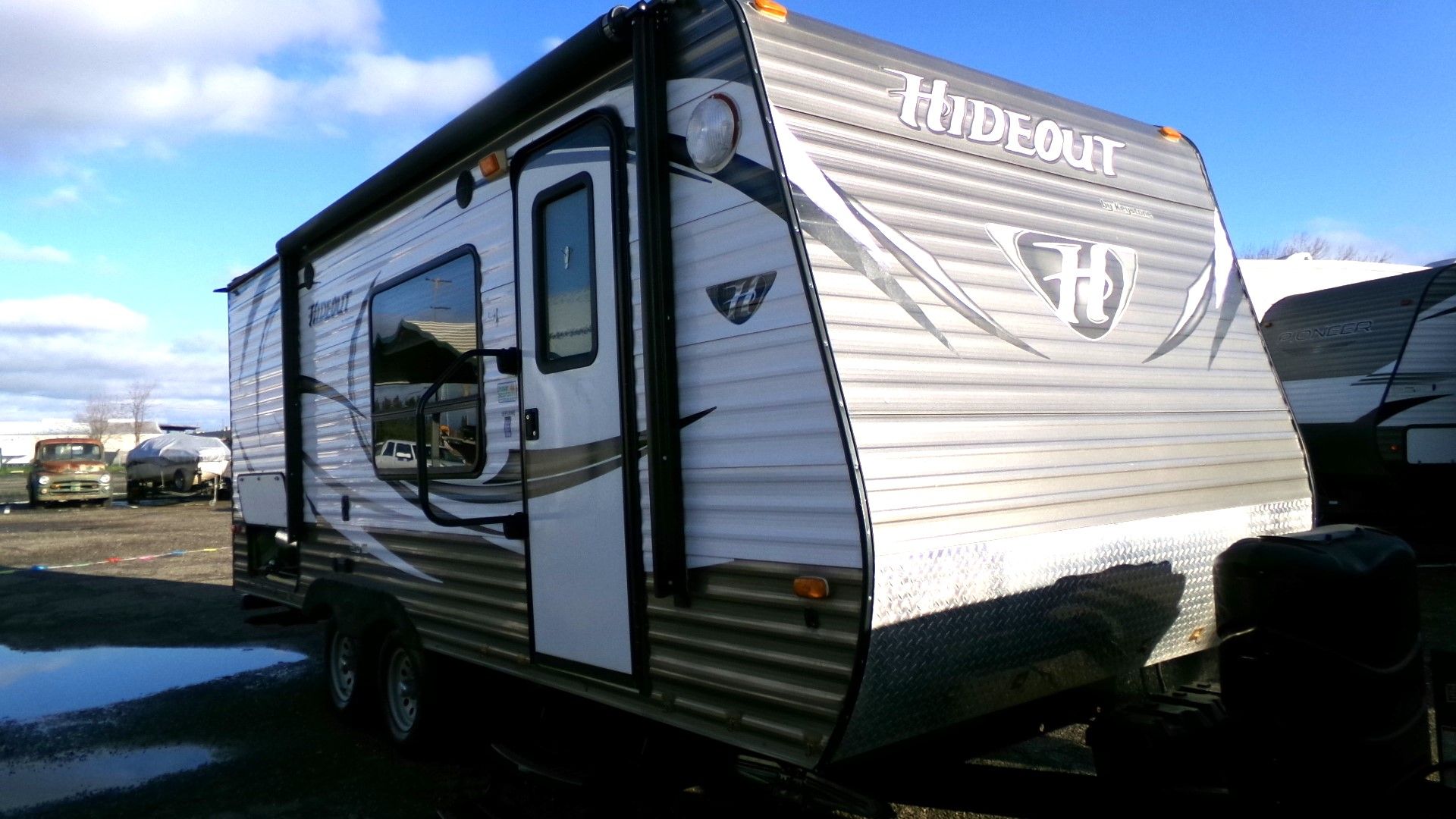 RV for sale: 2015 Keystone Hideout 19F1BWE Travel Trailer 19' in Lodi ...