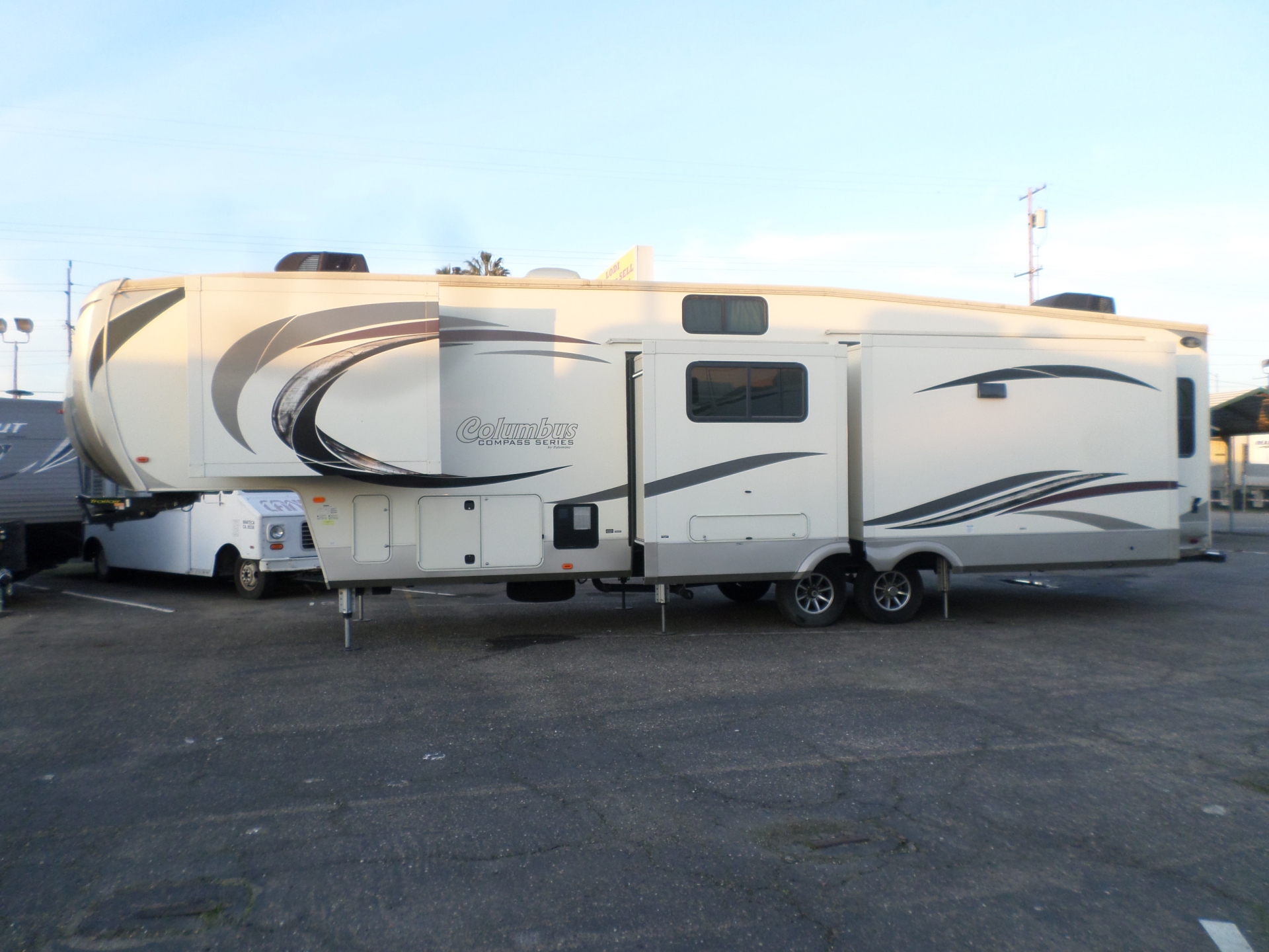 RV for sale: 2004 Palomino Hybrid 17 in Lodi Stockton CA - Lodi Park ...