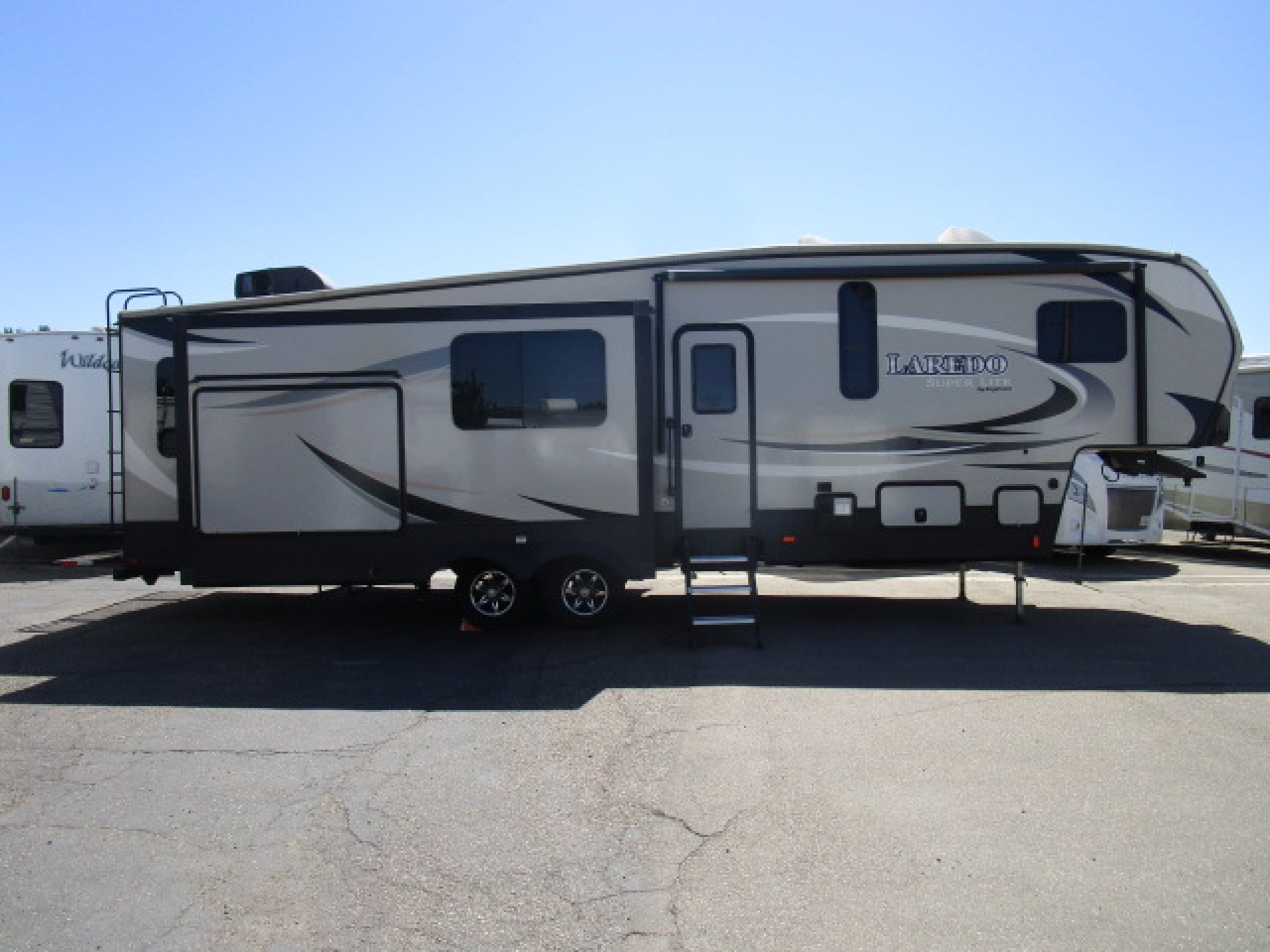 RV for sale: 2003 Keystone Montana Big Sky 5th Wheel 34' in Lodi ...