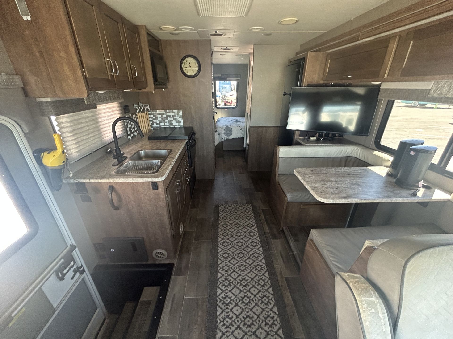 RV for sale: 2018 Winnebago Intent 26M 26' in Lodi Stockton CA - Lodi ...