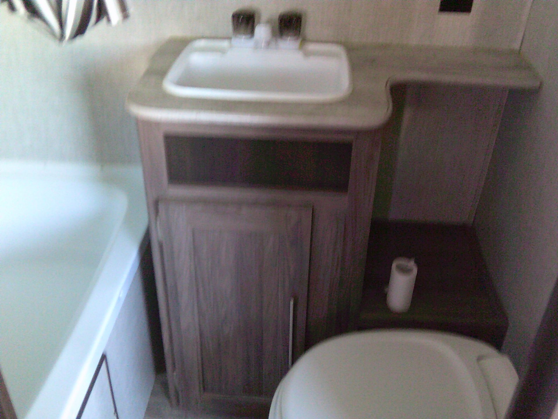 RV for sale: 2021 Keystone Crossroads Zinger Lite 18RK Travel Trailer ...