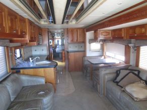 RV for sale: 2004 Monaco Class A Motor Home Signature Majestic 42' in ...